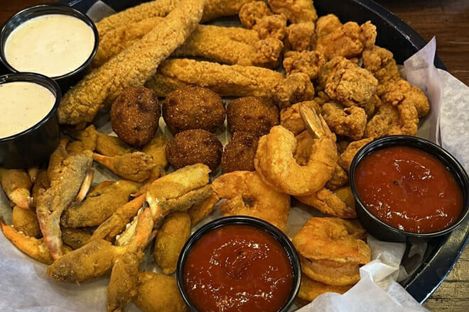 Cajun Steamer Bar & Grill