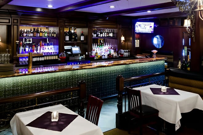 Charlie Gitto's On the Hill