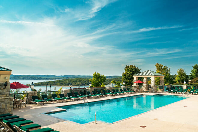 Chateau on the Lake Resort, Spa & Convention Center &mdash; Branson