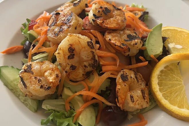 Chive Sea Bar & Lounge