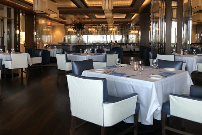 Council Oak Steaks and Seafood