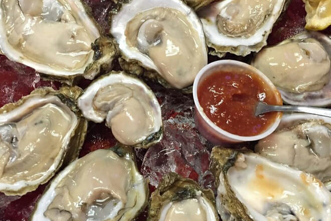 Courtyard 280 Oyster Bar