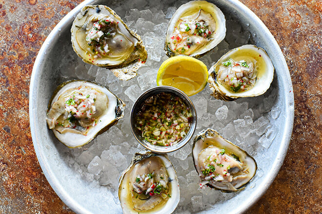 Crawdaddy's Restaurant & Oyster Bar