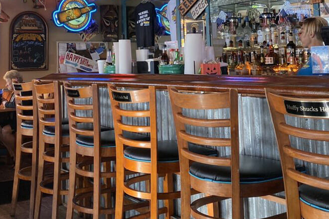 Dirty Don's Oyster Bar & Grill