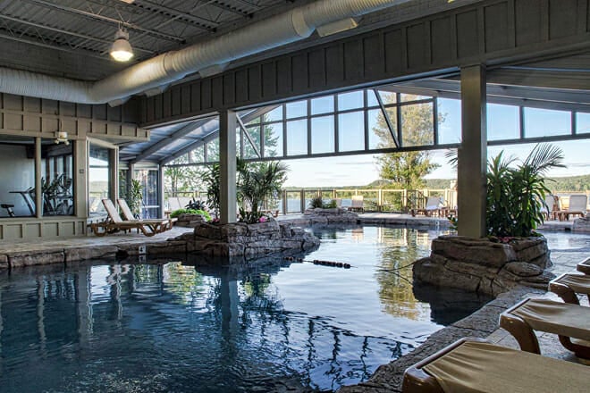 Four Winds Lakeside Inn and Marina &mdash; Bloomington