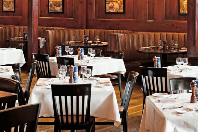 Hank's Seafood Restaurant