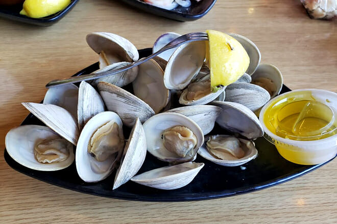 Harborside Bar and Grill