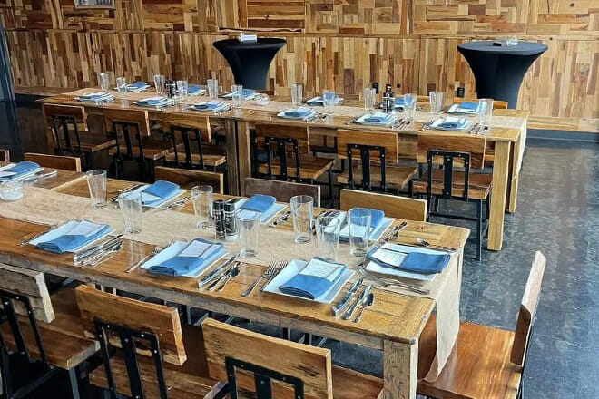  Harpoon Harry&rsquo;s Crab House