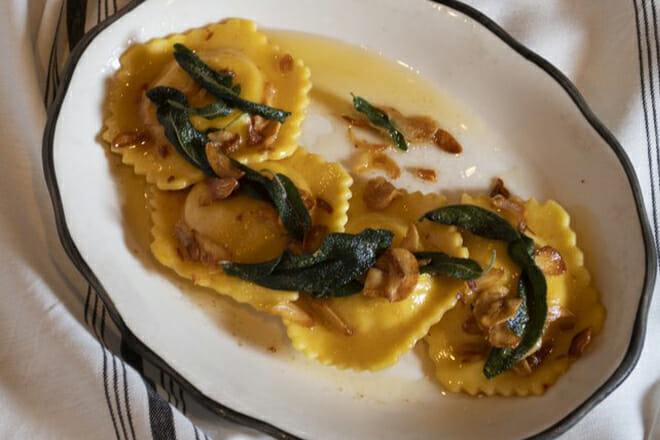 Iavarone's Italian Grill and Steak House