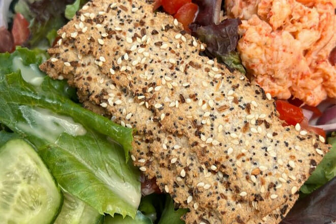 Island Gypsy Cafe & Marina Bar