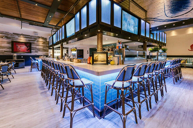 Izzy's Fish and Oyster