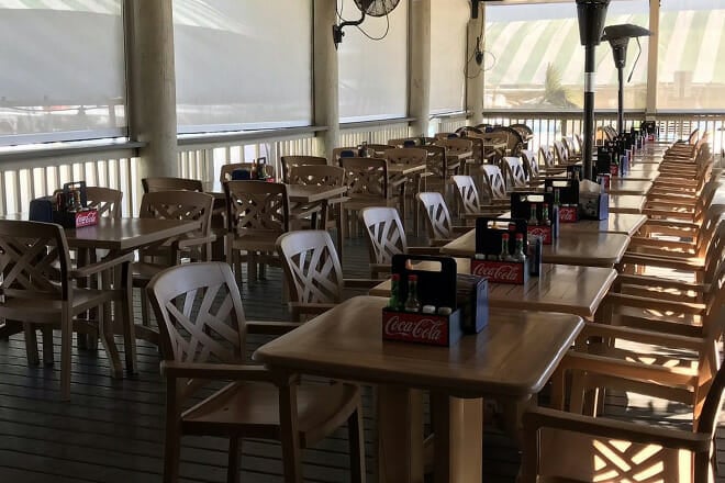 Key Largo Fisheries Backyard Cafe