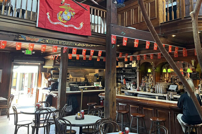 McGarvey's Saloon and Oyster Bar