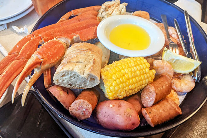 Mike's Cafe and Oyster Bar