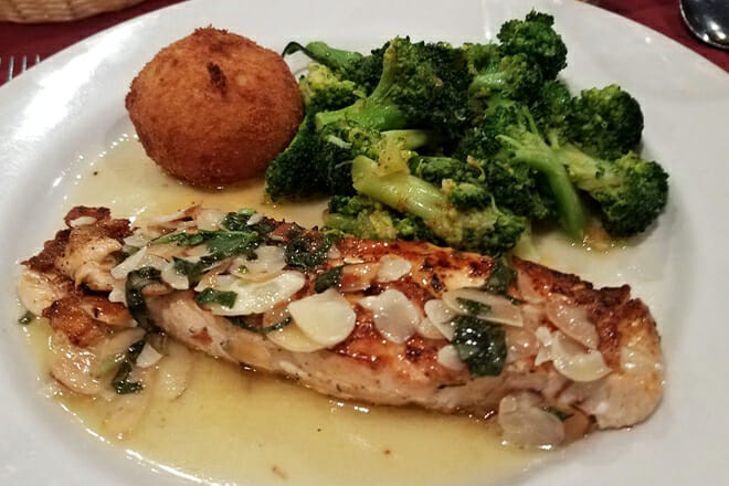 Nona's Italian Grill