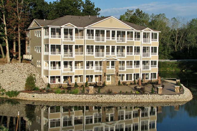 Oak Terrace Resort & Spa