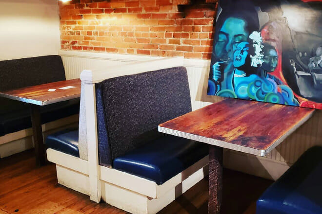 pearl dive oyster palace