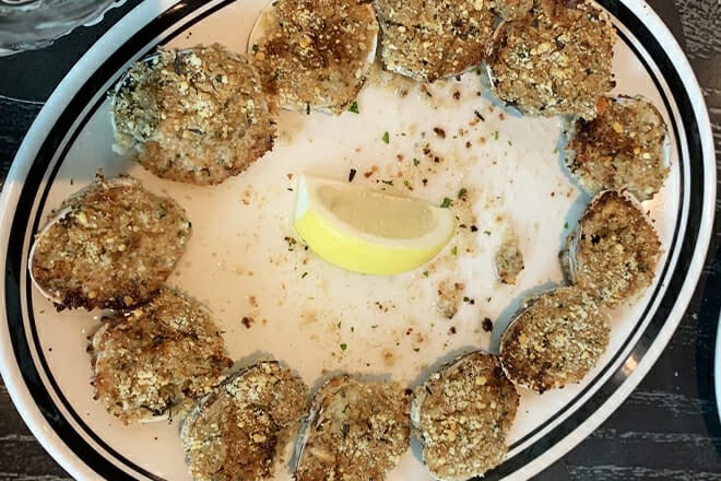 Speaks Clam Bar St Armands