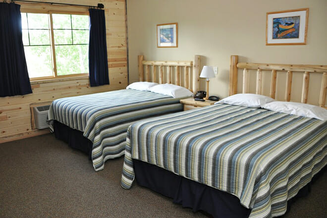 Voyagaire Houseboats and Lodge