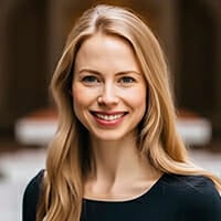 bonnie whitfield &ndash; human resources director