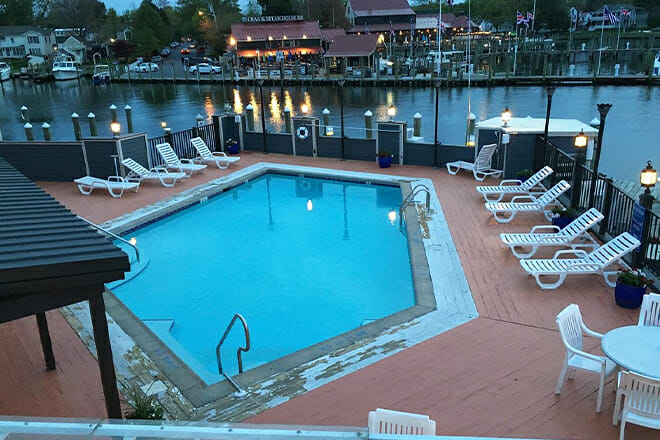 St. Michaels Harbour Inn