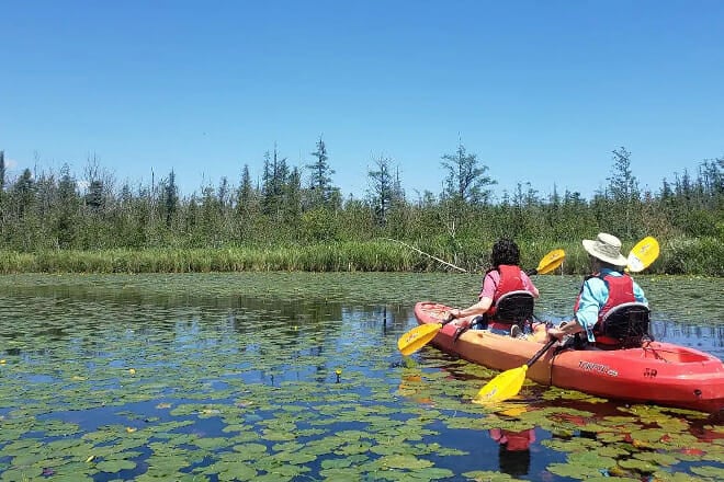 Cave Point Kayak Tour