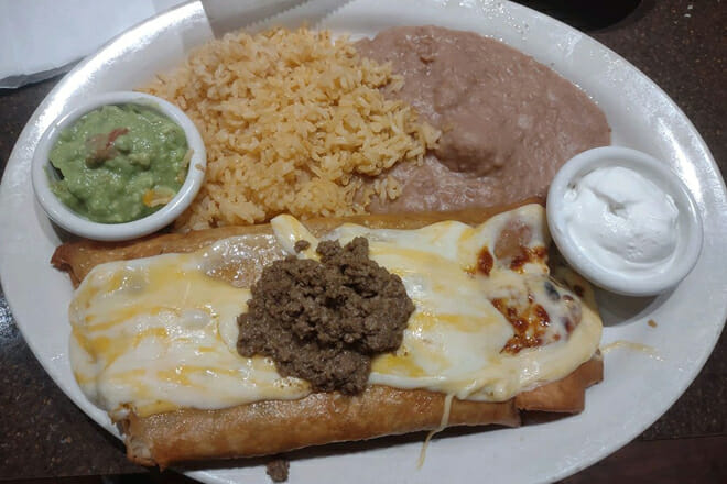 El Tipico Restaurant