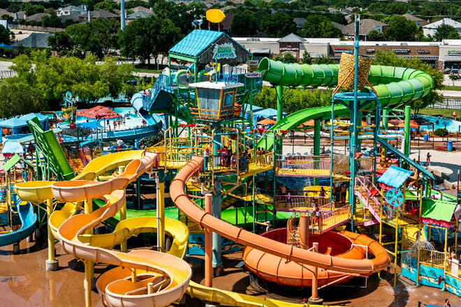 Hawaiian Falls Waco