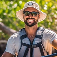 lucas reynolds writer