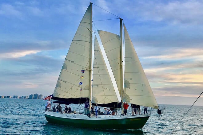 schooner afternoon sailing cruise