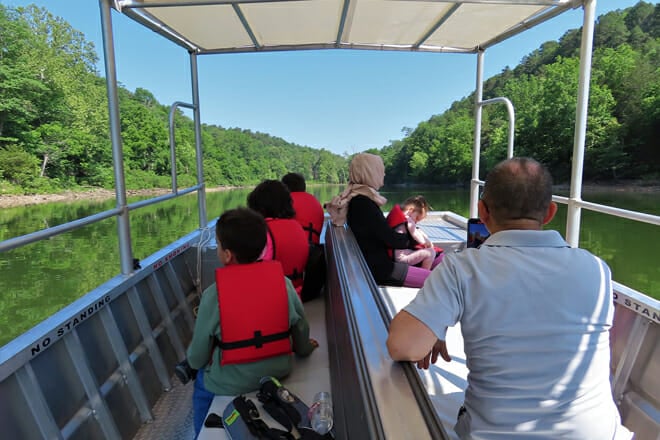 White River Boat Tour &mdash; White River