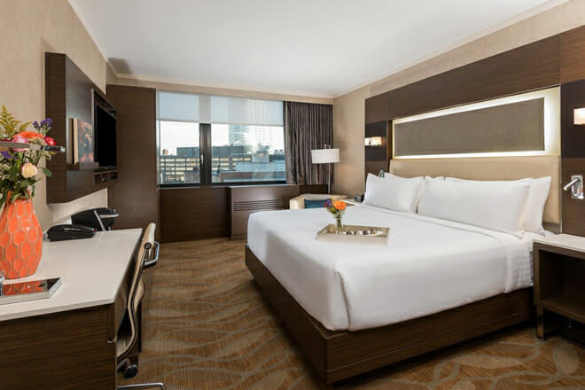 accommodation tipping