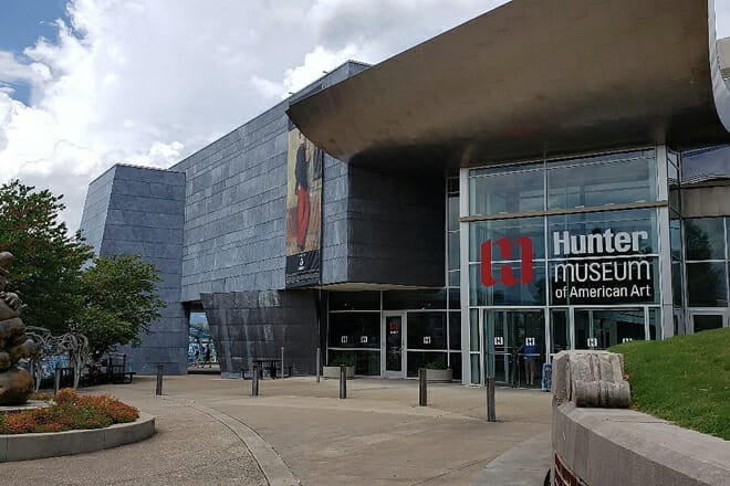 Bluff View Art District