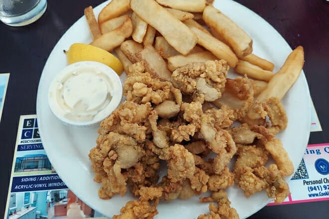 Burgundy Square Cafe