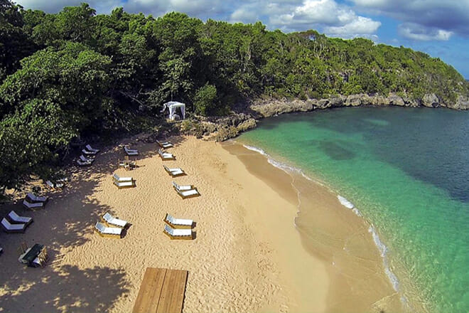 Can You Drive in Jamaica with a US License: Overview