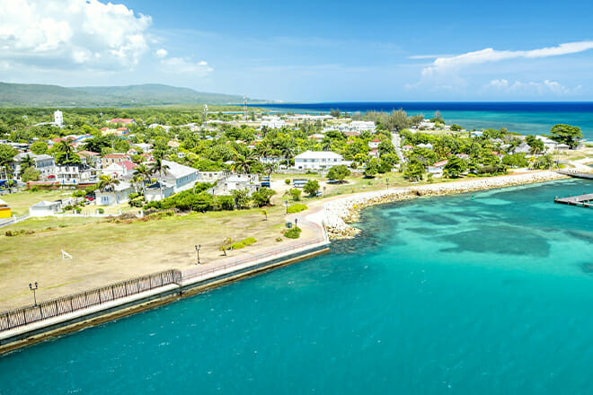 Common Phrases in Jamaica: Background of Jamaican Patois