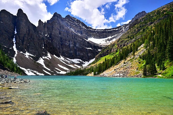 Do I Need Shots Before Traveling to Canada: Essential Vaccines