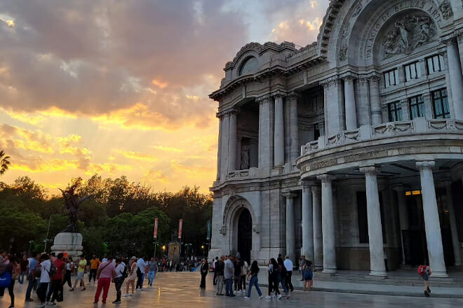 Essential Phrases for Travel