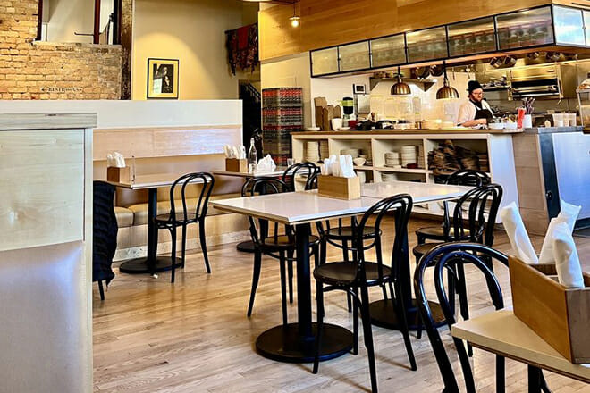 Look for Restaurants with Healthy Options