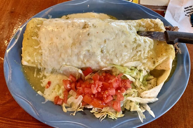 Mi Pueblo El Restaurante Mexicano & Cantina