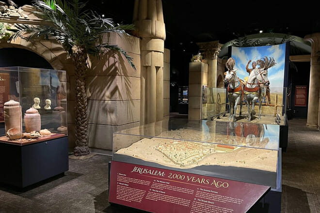 milwaukee public museum