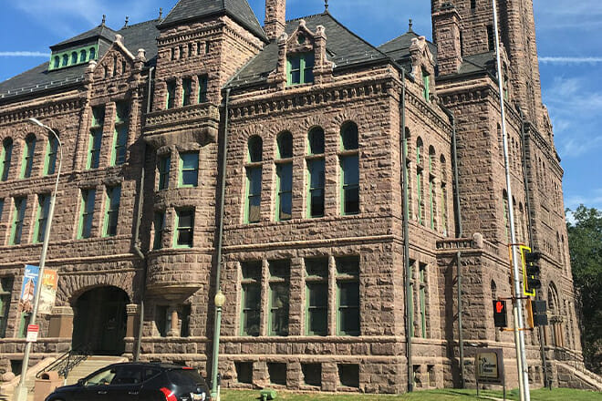 Old Courthouse Museum