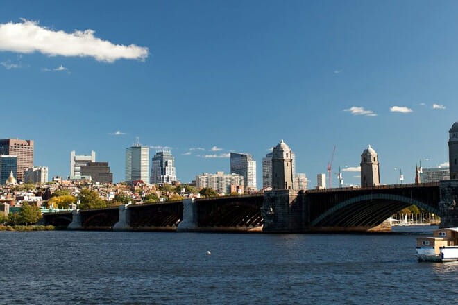 Plan Your Itinerary: New England Seasons 