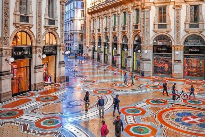 shopping and souvenir expenses