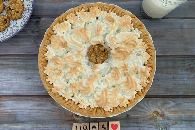 Sour Cream Raisin Pie