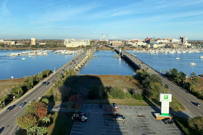 Travel Tips: Charleston Seasons