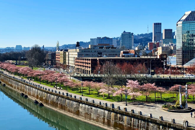 traveling to oregon for the first time best time to visit