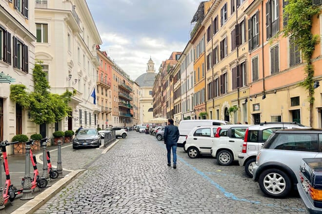 Voltage and Frequency in Italy