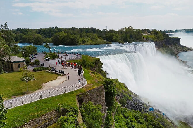What Food Is Buffalo Known For: History of The City&rsquo;s Food Scene