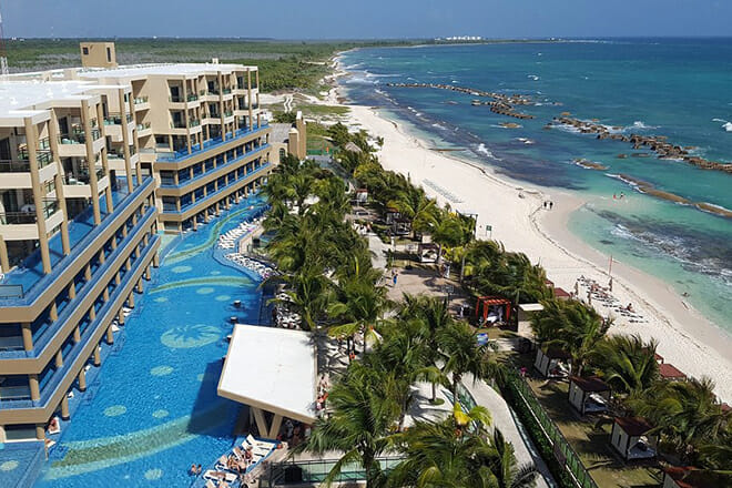 What Types of Electrical Plugs Do They Use in the Riviera Maya